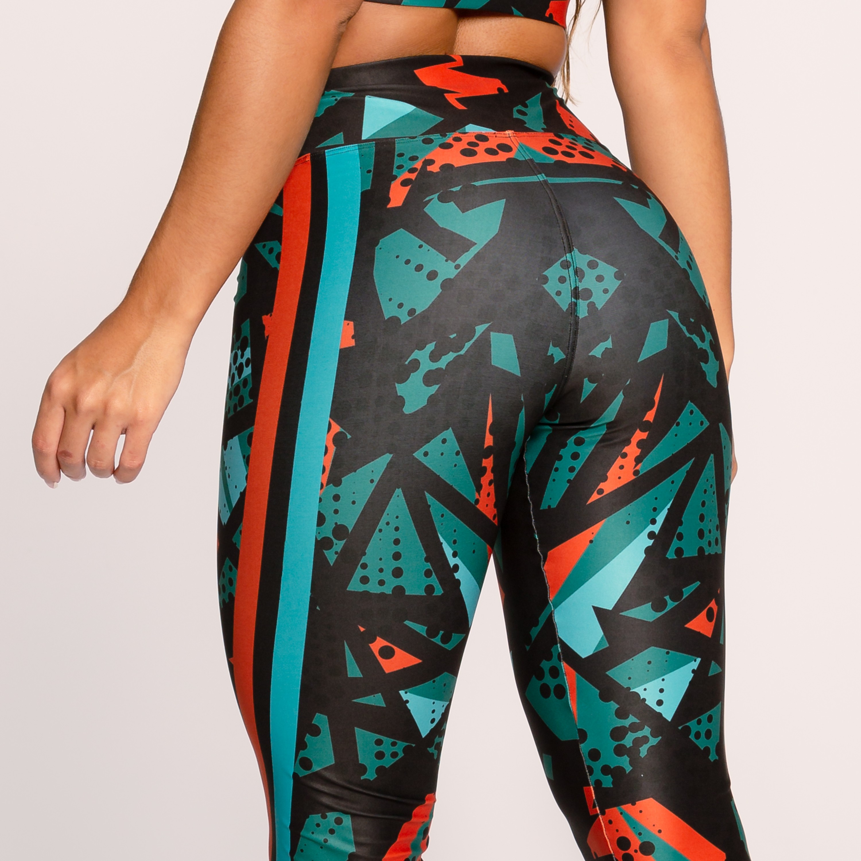 Calça Legging Suplex Estampado Preto Verde e Laranja Abstrata - Lot Fitness