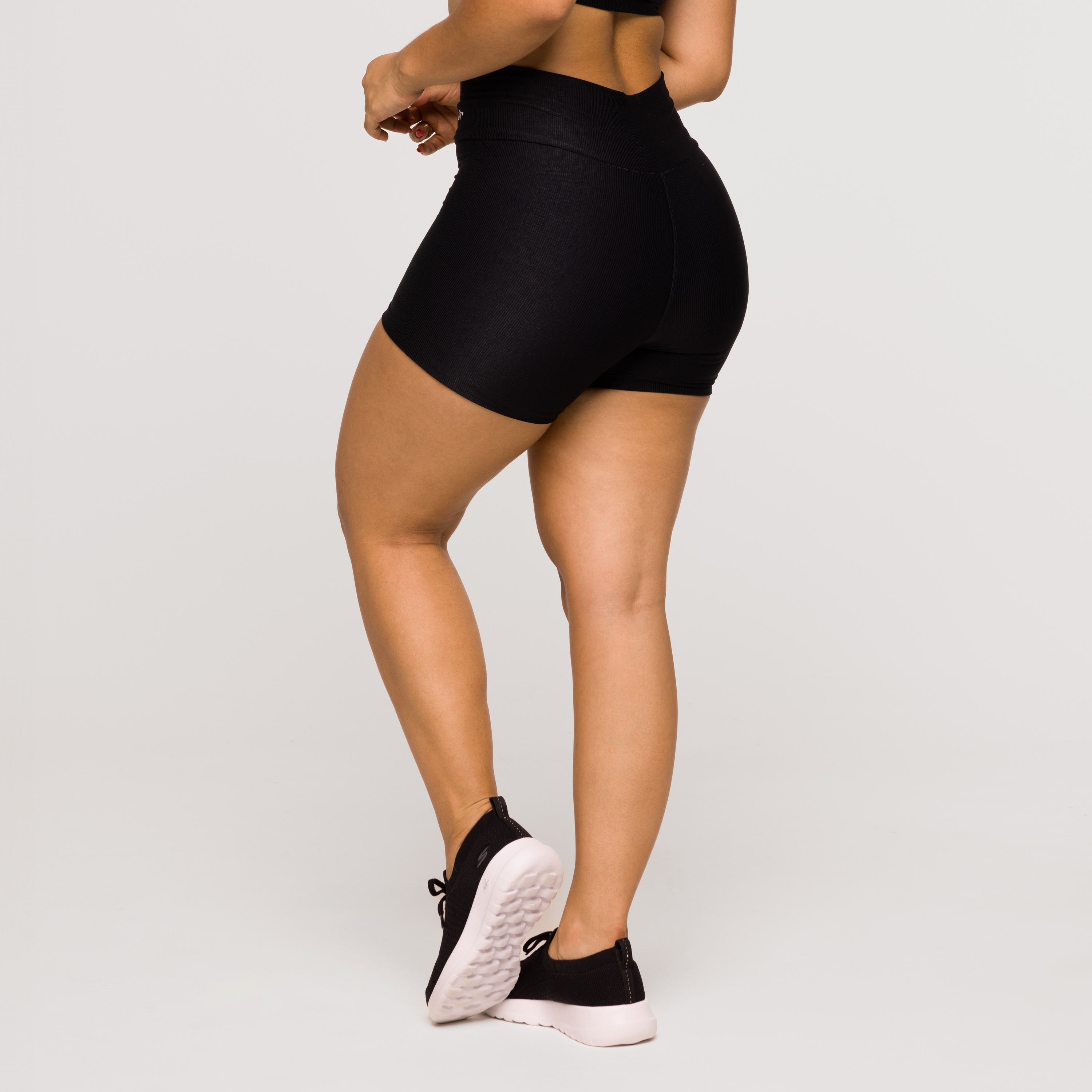Short Fitness Feminino Academia Poliamida Preto Cós Cruzado - Lot Fitness